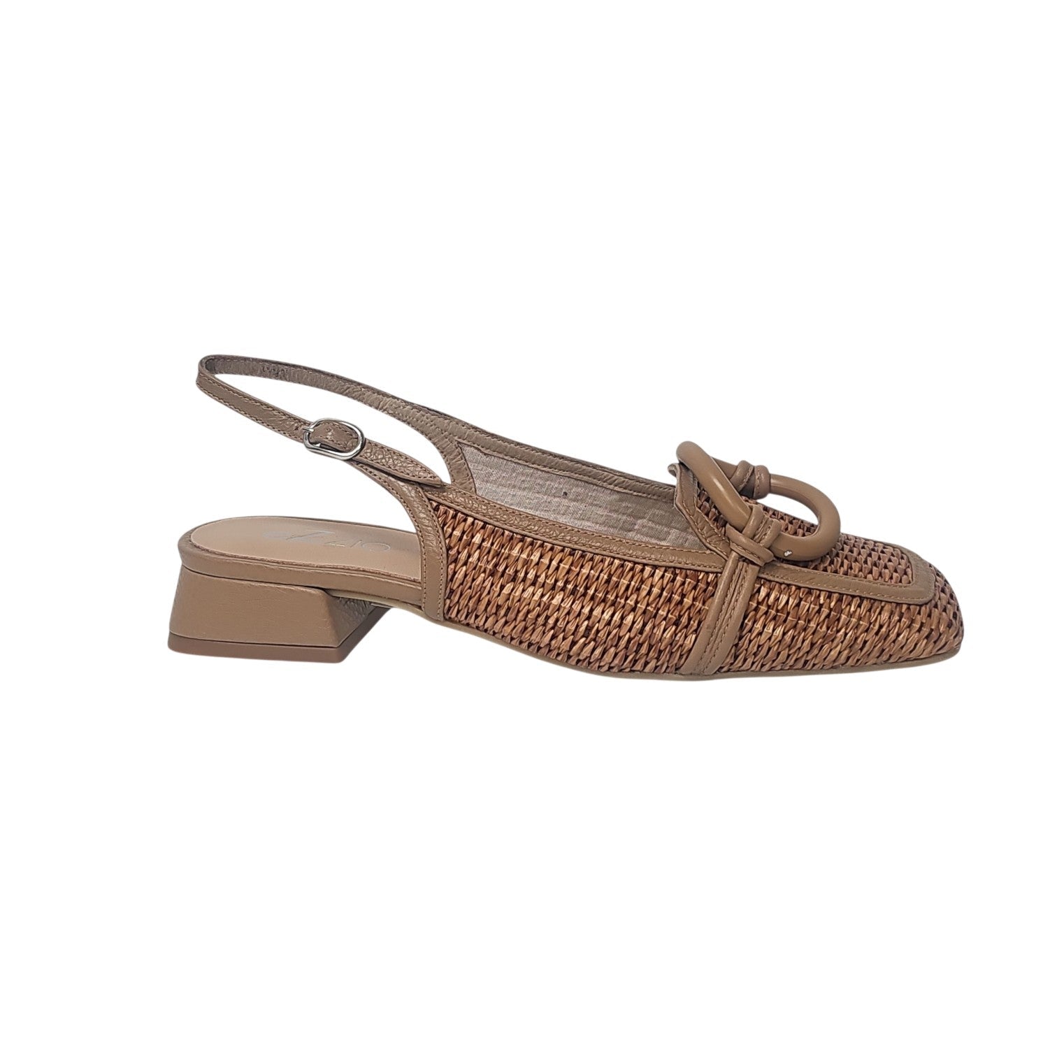 Ezzio Shoes | Elegant European Heels & Footwear | Main & Taylor Shoes